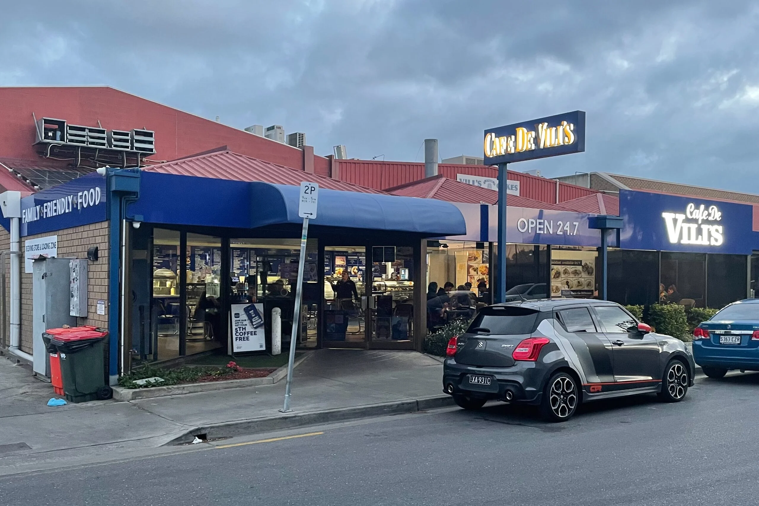 24 hours Vili’s Cafe - a sanctuary | Adelaide's late night sanctuary